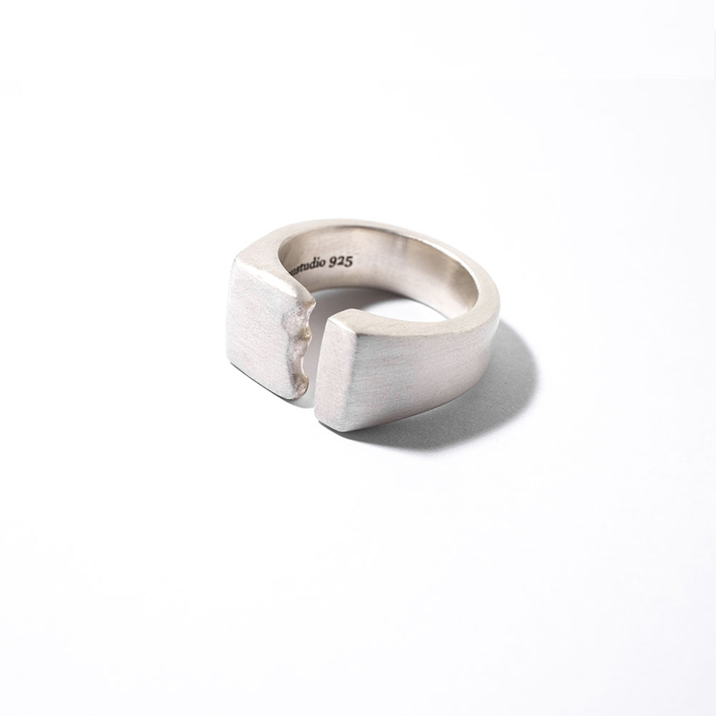 meme ring | 138,000원 | 아몬즈 주얼리